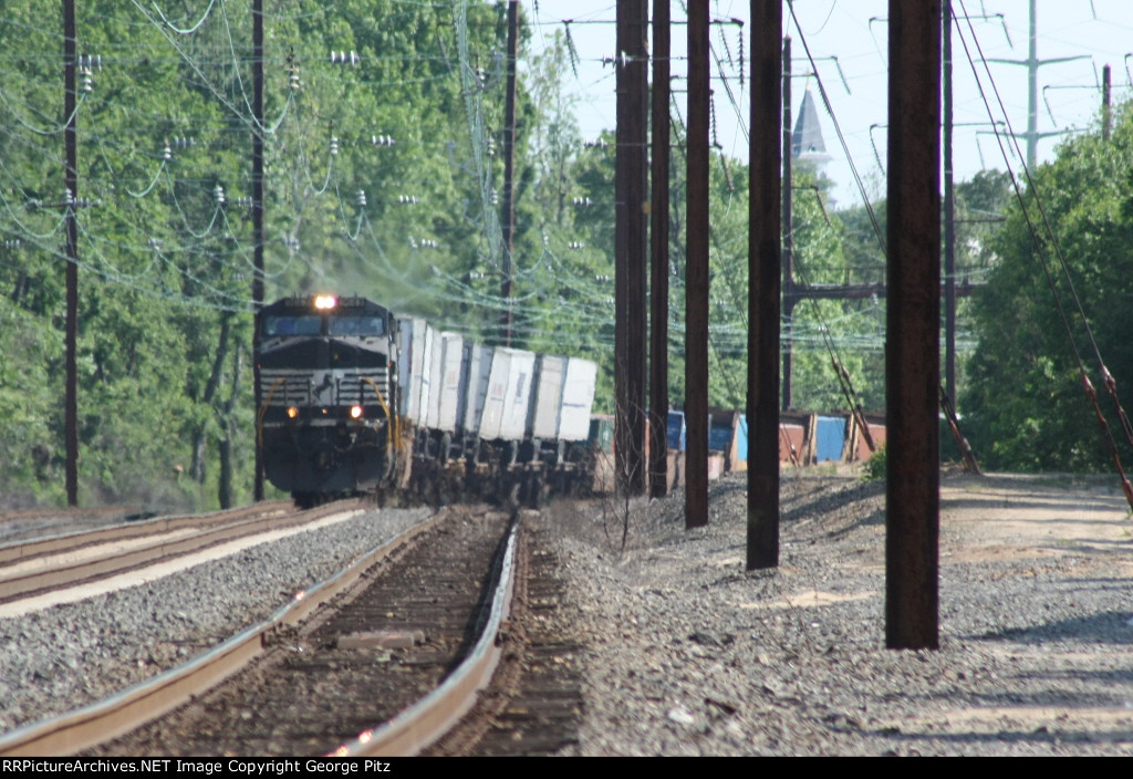 NS train 24M, sequence of views, #1